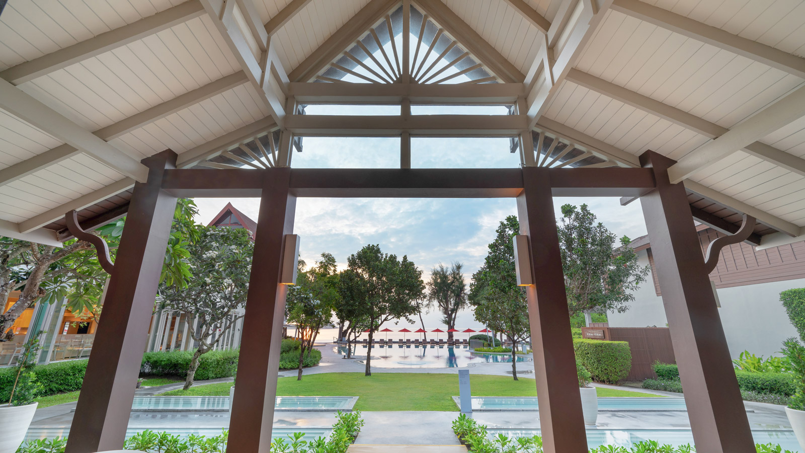 5-Star Chaweng Beach Resort Official Website | Amari Koh Samui Photo ...